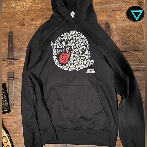 Nintendo | Shirts | Officially Licensed Nintendo Super Mario Hoodie ...